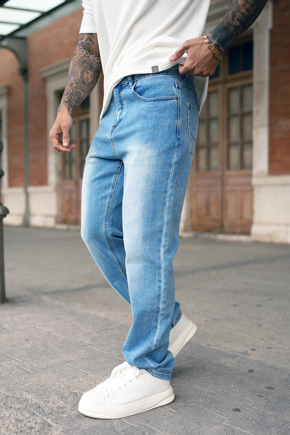 Sinners Attire Light Blue Regular Fit Jeans